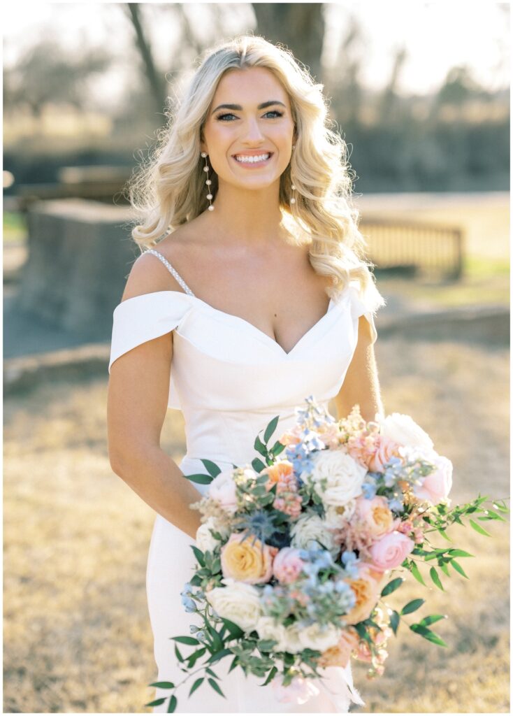 Disney Princess Wedding: A Wedding with a Subtle and Elegant Nod to ...